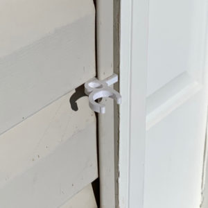 Vinyl Siding Trim Vertical Clips – Inspire Light Shows